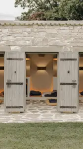 10 Dog Boarding Kennel Ideas | Custom & Commercial Dog Kennels ...